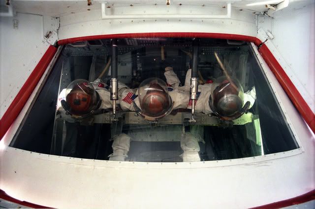 I can't breathe in this thing !! - The Apollo Command Module