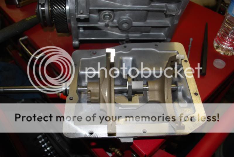 Rebuilding T5z with faceplated G-Force gear set | Ford Muscle Cars Tech ...